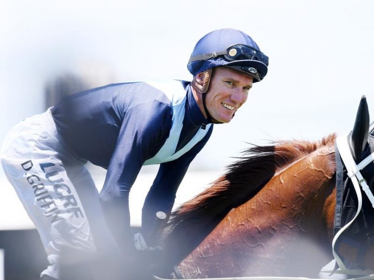 Griffin Lands Country Cup On Roughie | Racing Online